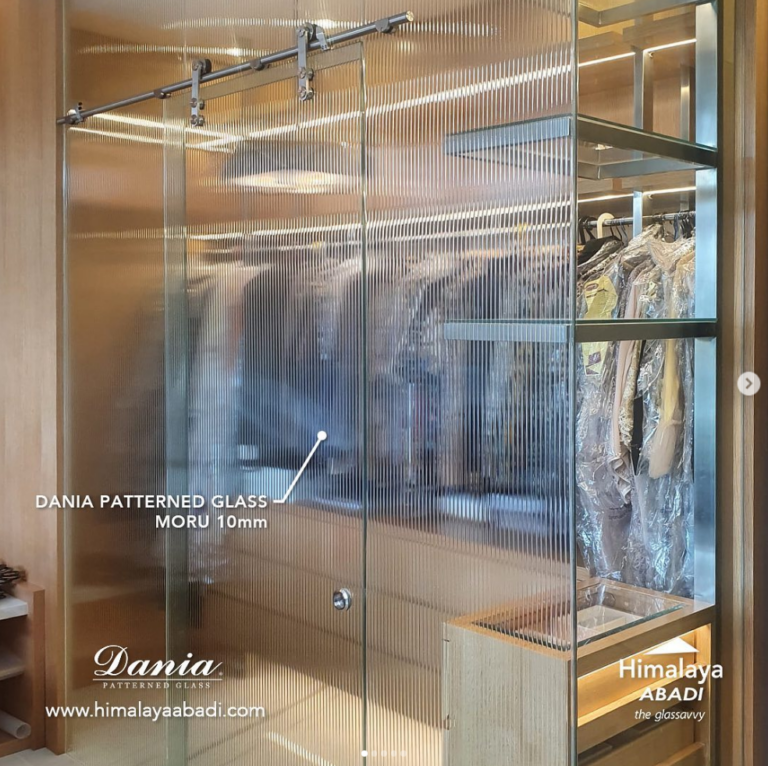 Wardrobe Kaca Transparan Yang Kekinian - Himalaya Abadi